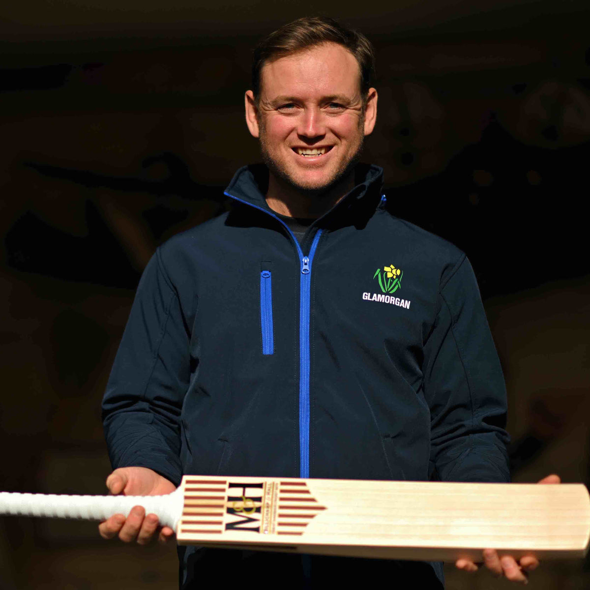 3 Bats, 4000 Runs – Millichamp and Hall